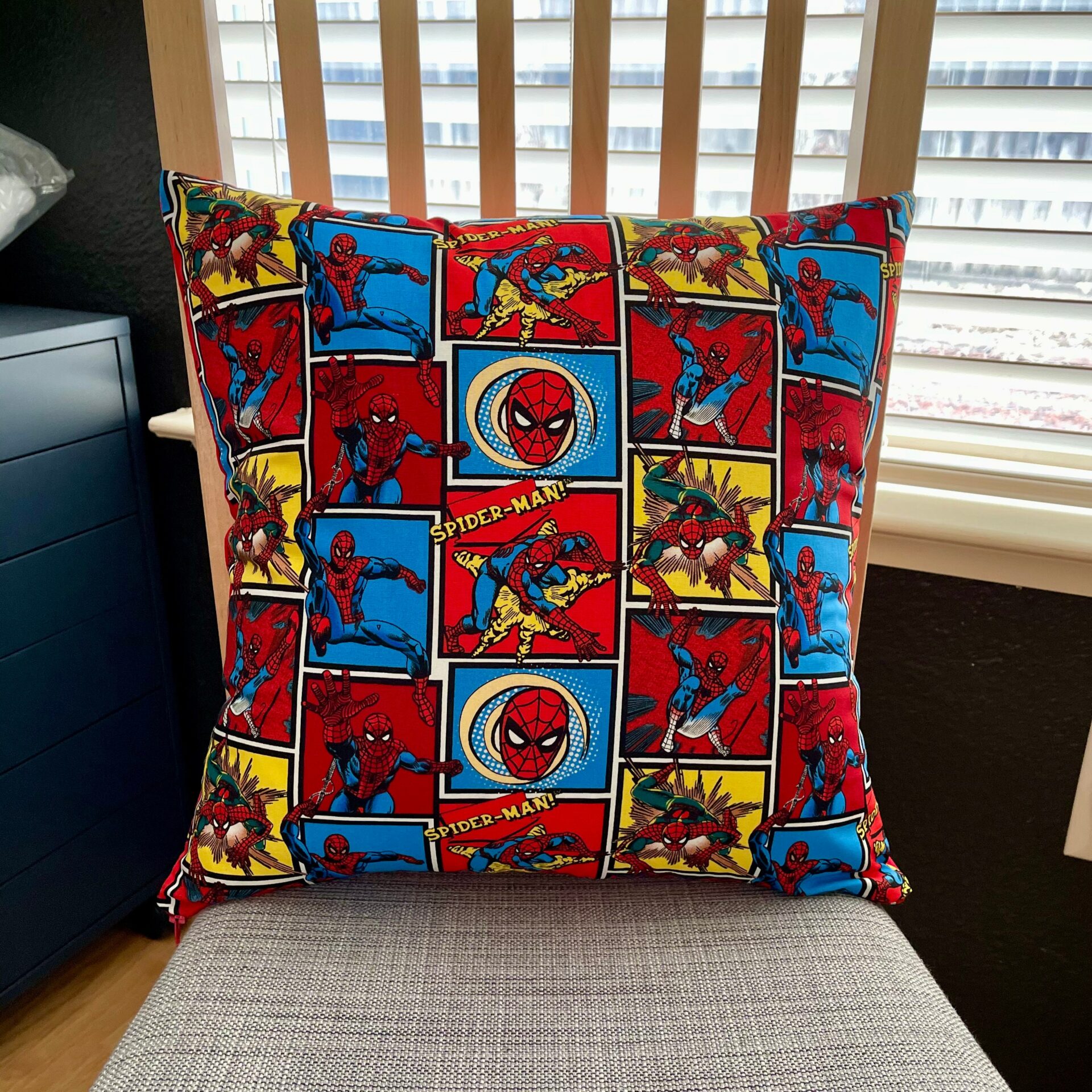15 Spiderman Room Decor Ideas You Will Want To Copy | Displate Blog