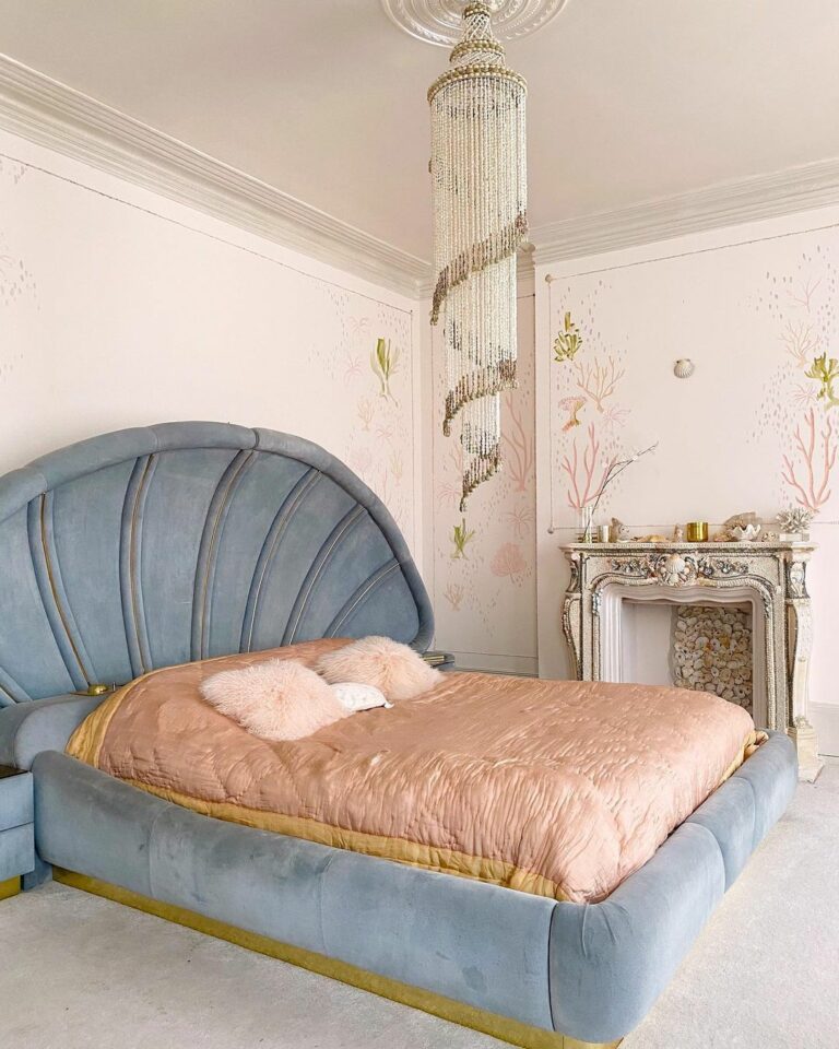 30 Ocean-Themed Bedroom Ideas That Will Take You Away | Displate Blog