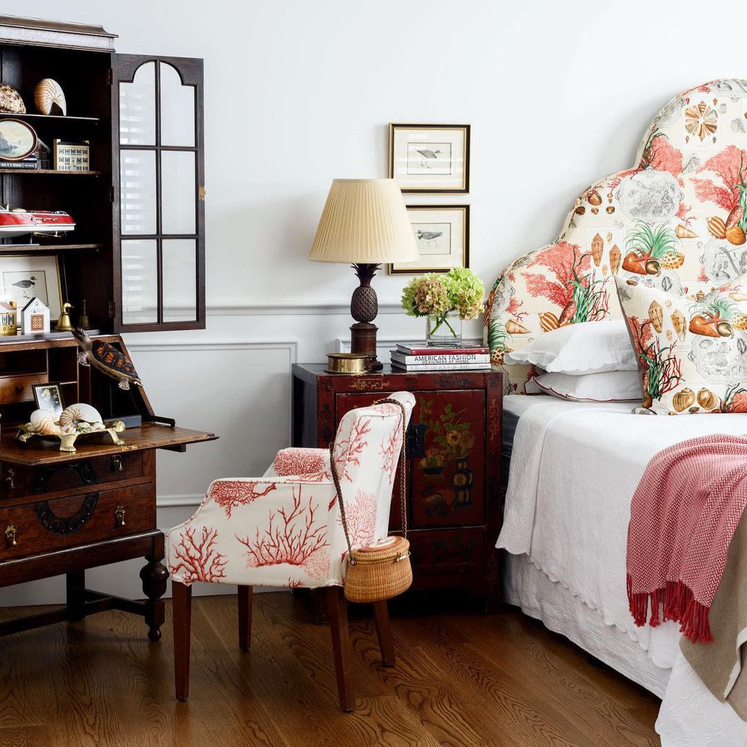 30 Ocean-Themed Bedroom Ideas That Will Take You Away | Displate Blog