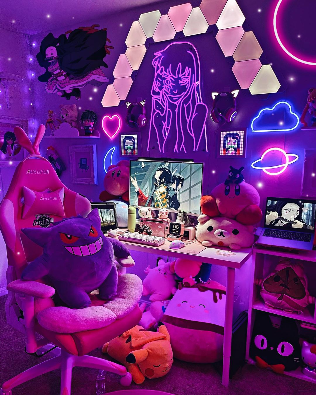 33 Pink Gaming Setup Ideas: Not Just for Gamer Girls! | Displate Blog