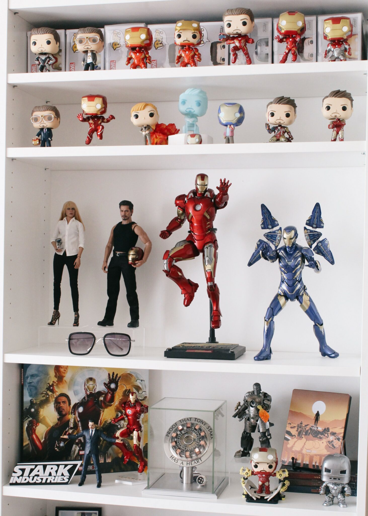 Meet the Collector: Brooke LaDue | Displate Blog