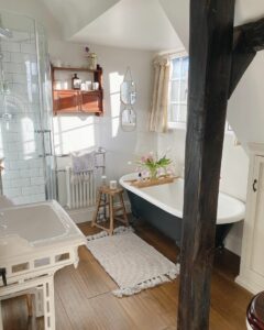 30 Rustic Bathroom Ideas for a Cozy Escape | Displate Blog